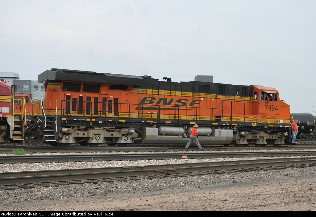 BNSF 7494
